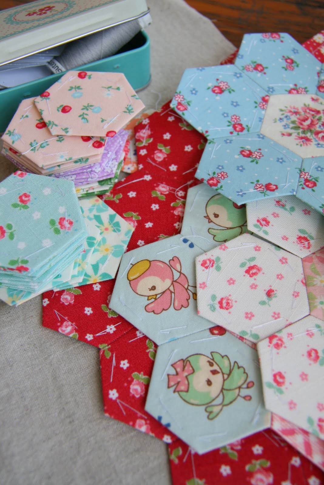 THREE HONEYBEES: holiday stitching