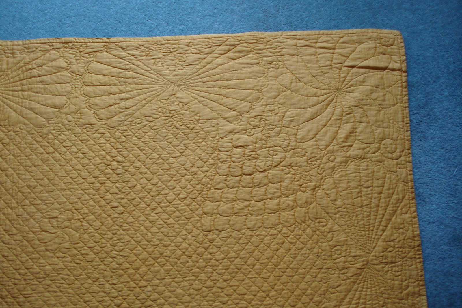 Welsh Quilts: Green and Yellow Quilt from Ashbourne, Derbyshire