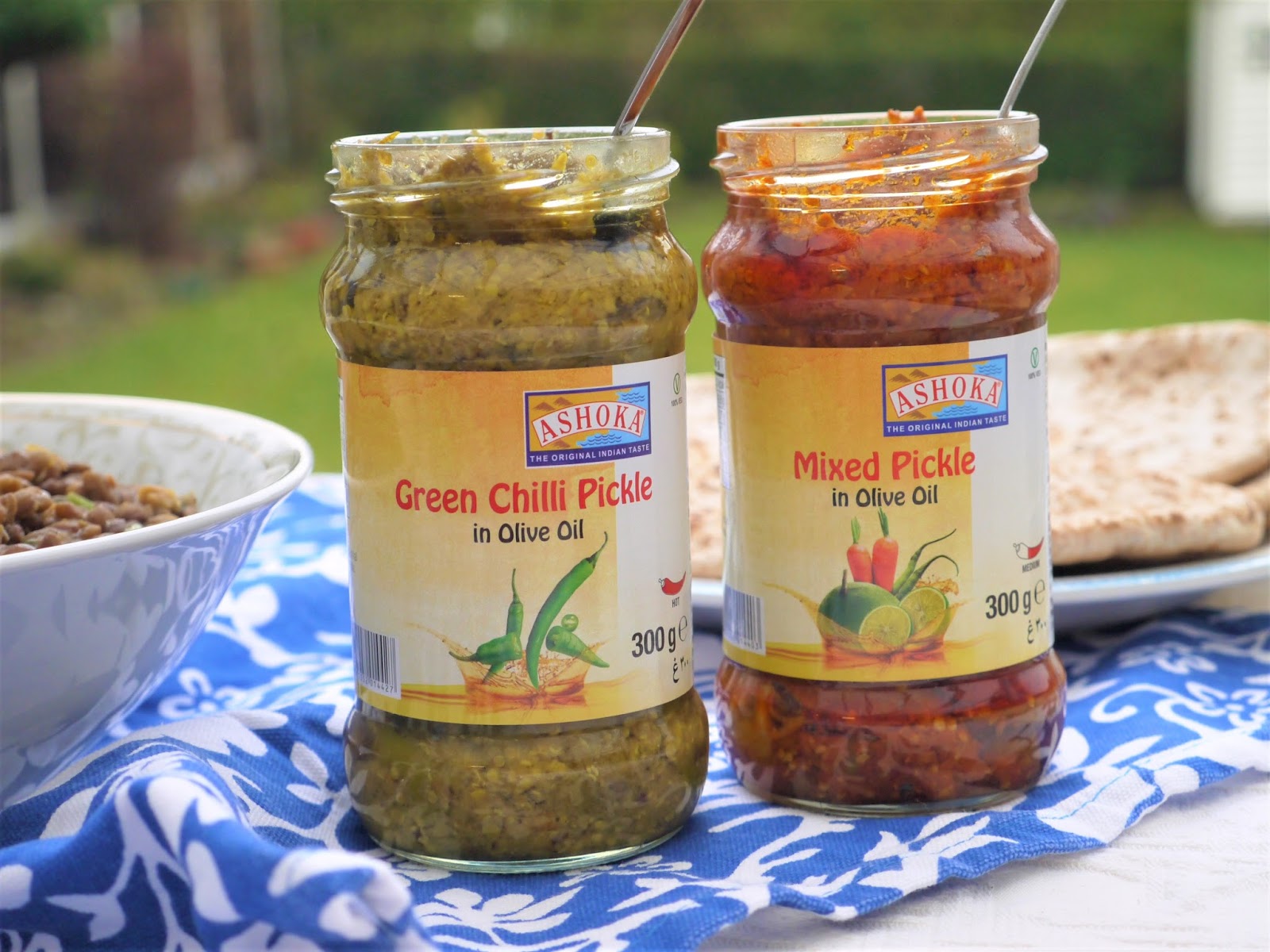 This Muslim Girl Bakes: Brown Daal.