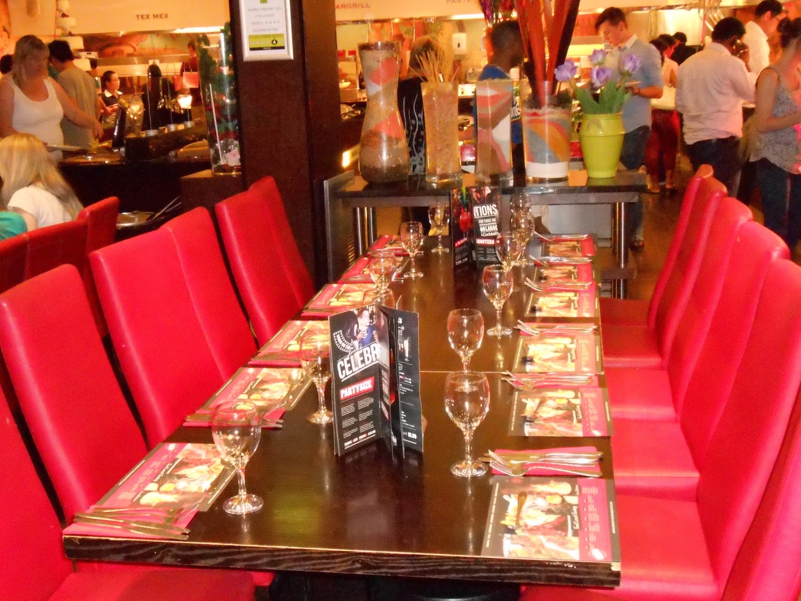 rumbly in my tumbly: RED HOT WORLD BUFFET