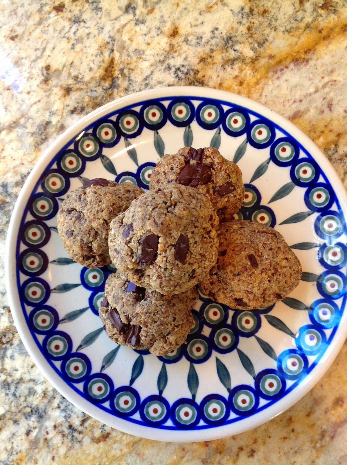 Healthy Recipe Variations: Sugarless Chocolate Chip Cookies