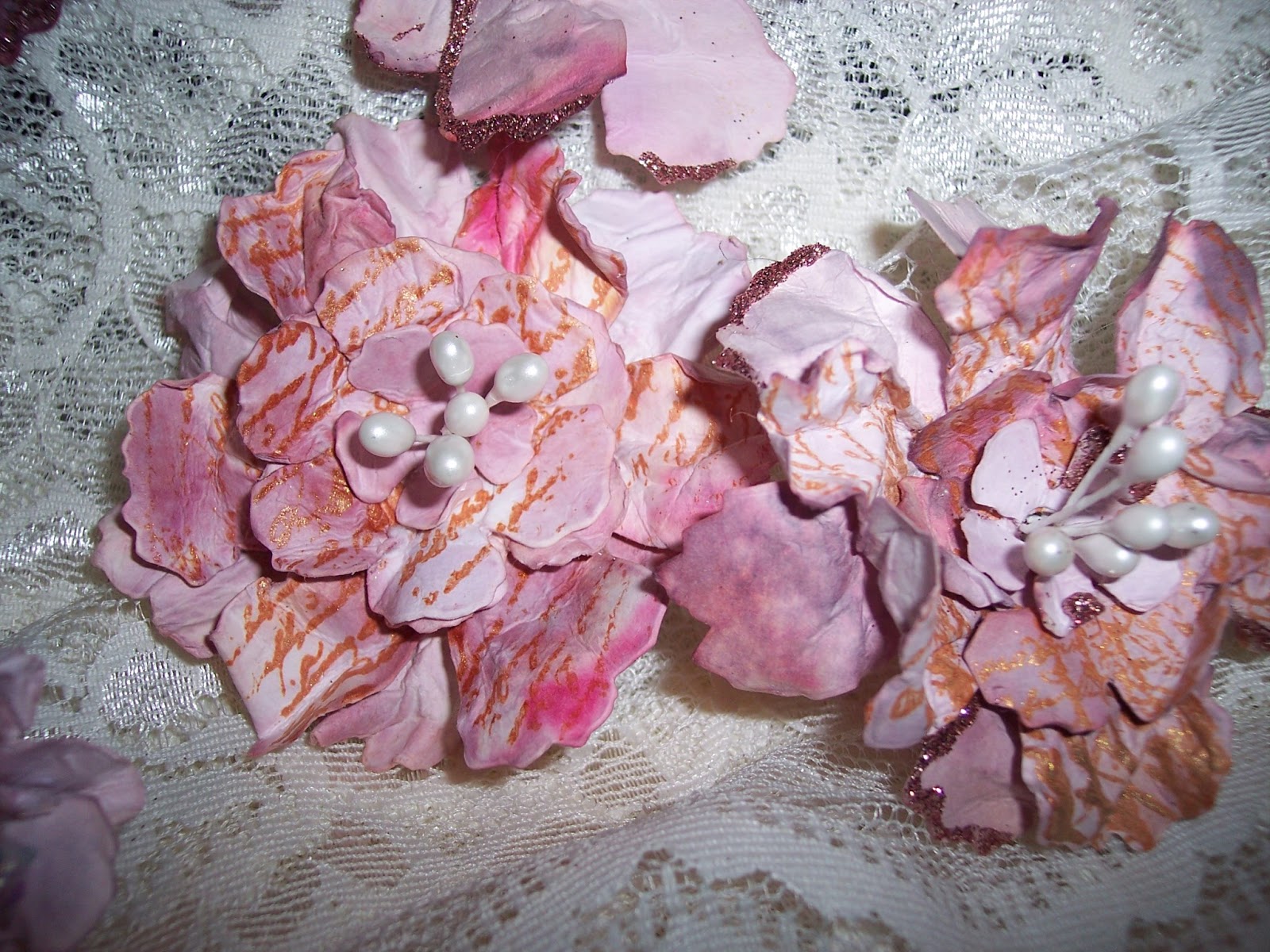 Put the Glue Down: TUTORIAL : Starch Flowers using Tim Holtz Tattered ...