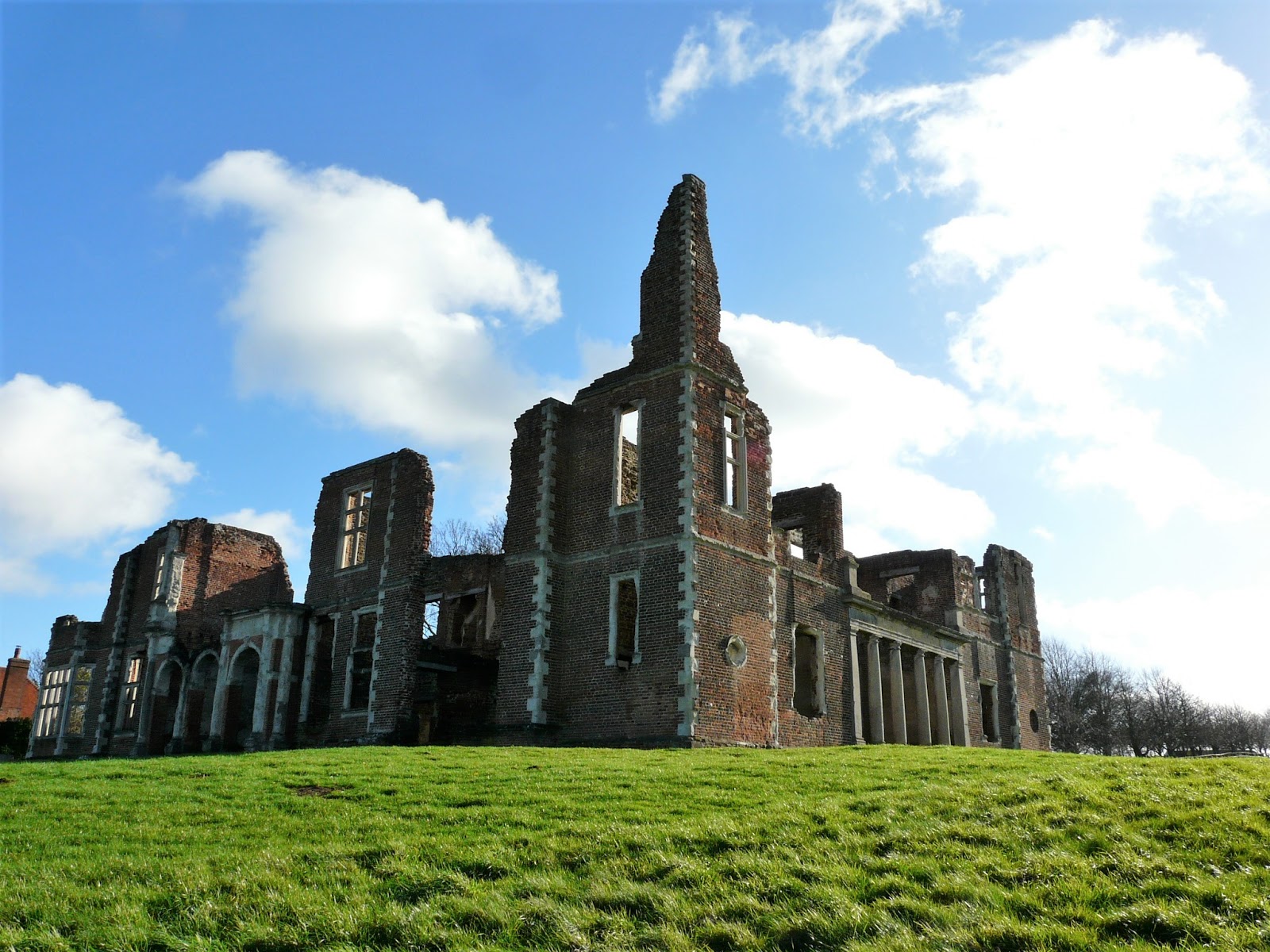 Cindy's Snaps: Houghton House, Ampthill, Bedfordshire.....