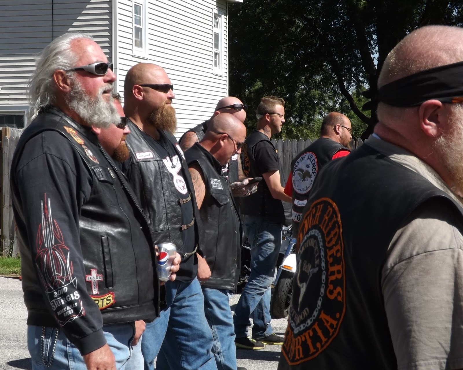 Lowrider In The Wind: Defiant Souls MC