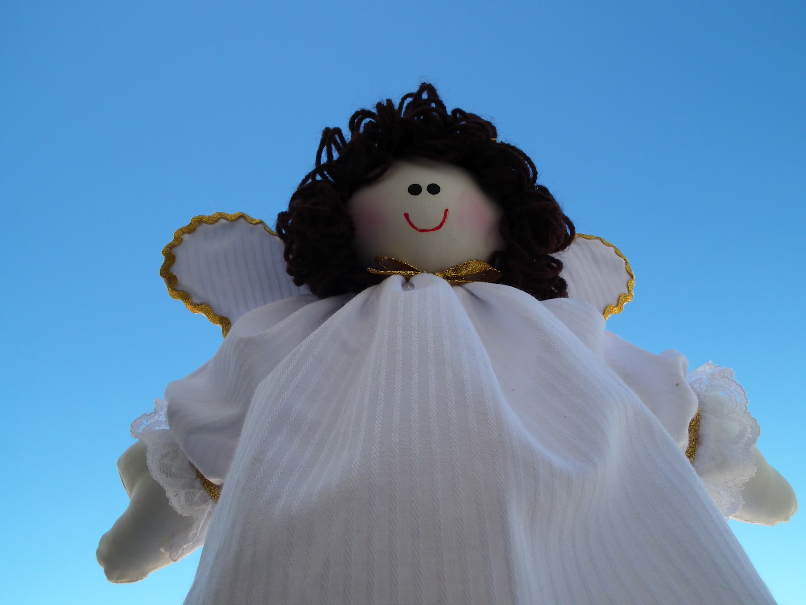 Viva as Cores: Anjinho no céu azul