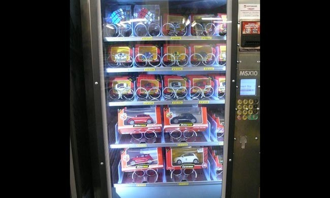 PictoVista: 13 Most Unusual Vending Machines All Over The World