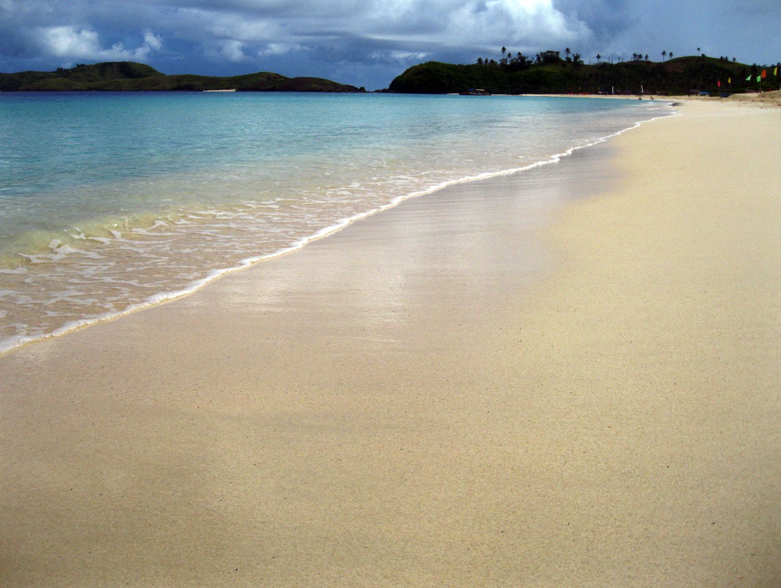 the viewing deck: In the Island of Calaguas at Last!