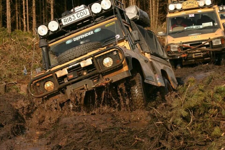 Land Rover Defender 90: Camel Trophy Pics