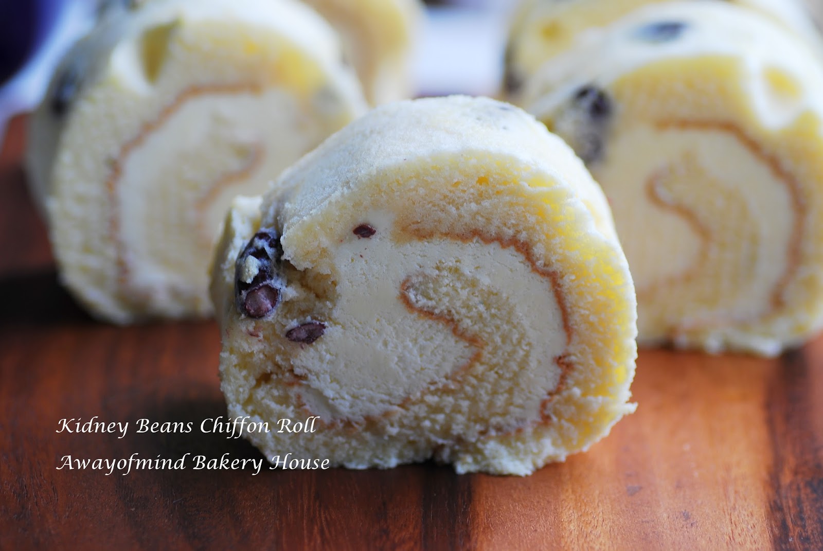Awayofmind Bakery House: Kidney Beans Chiffon Roll 蜜红豆戚风卷