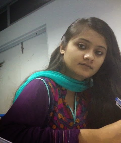 smile girls wall - Kamukta | Hindi Sex Stories | हिन्दी सेक्स कहानियाँ ...