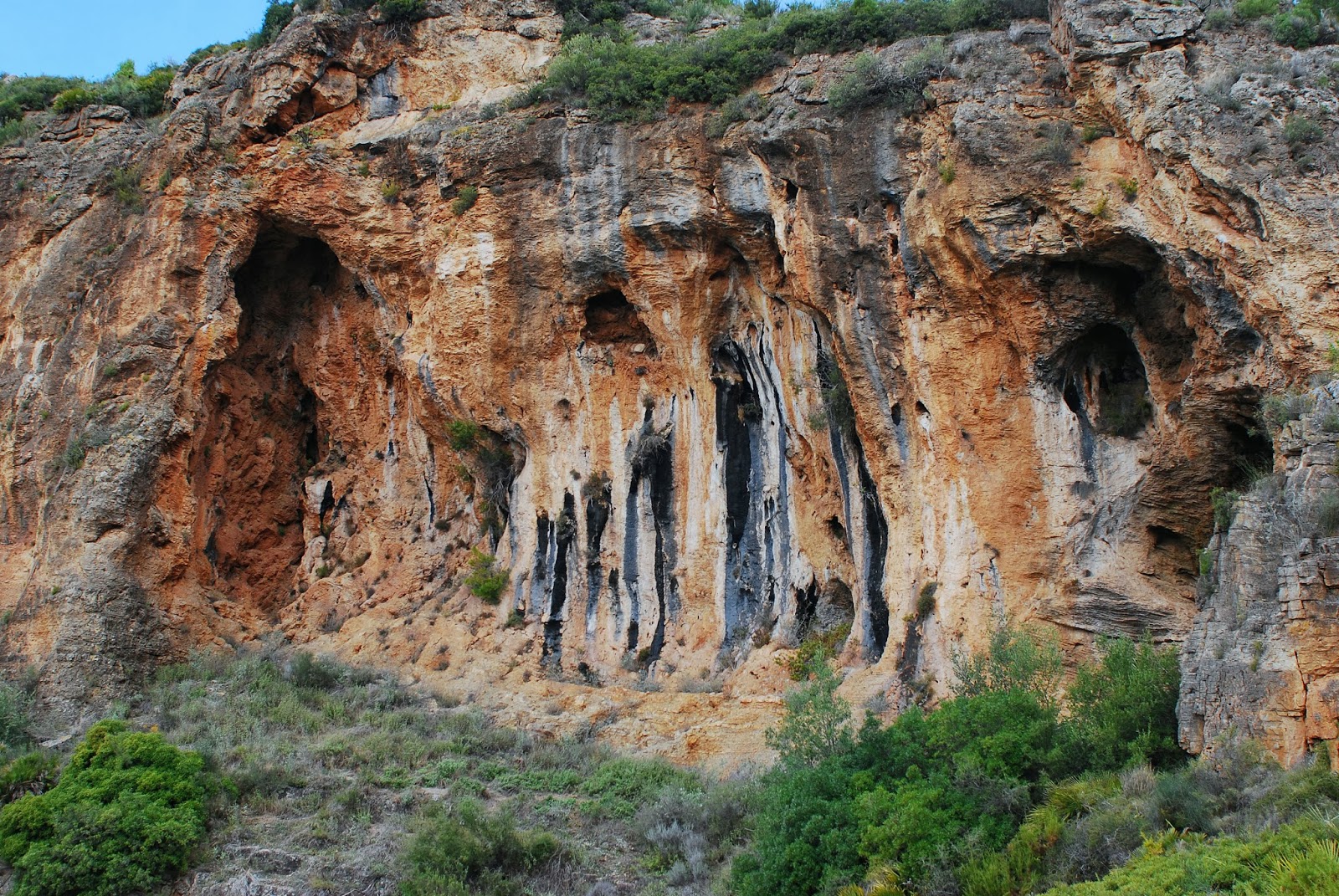 Espeleología en Valencia.: Cova Gran, Serra(Valencia).