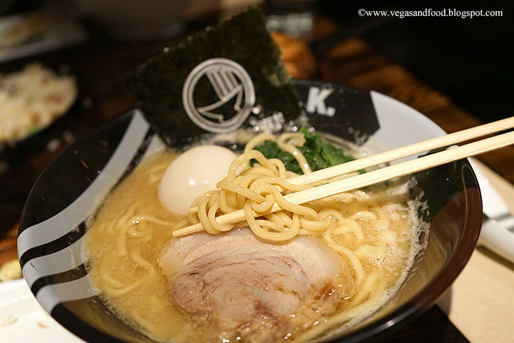 E.A.K. Ramen - Los Angeles - Vegas and Food