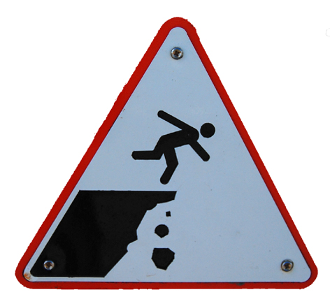 2 MEN FALL 50 FEET OFF CLIFF TRYING TO CATCH POKEMON | POKEMON GO