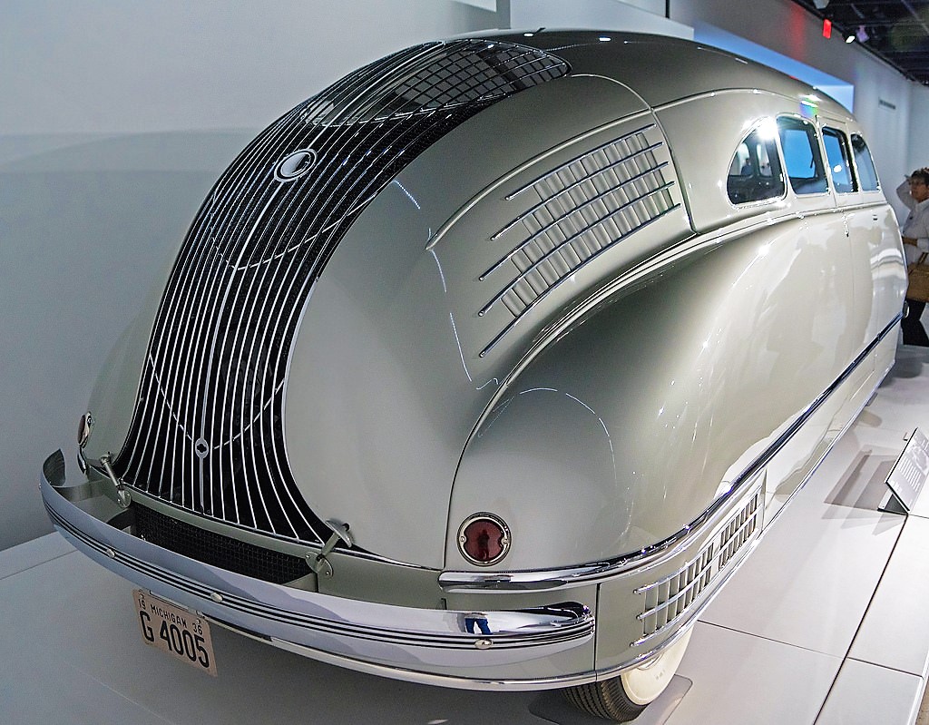 Fieggentrio: Vreemde auto: Stout Scarab