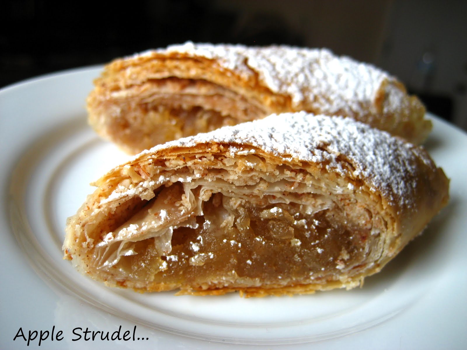 Home Cooking In Montana: Apple Strudel... my new favorite apple dessert.