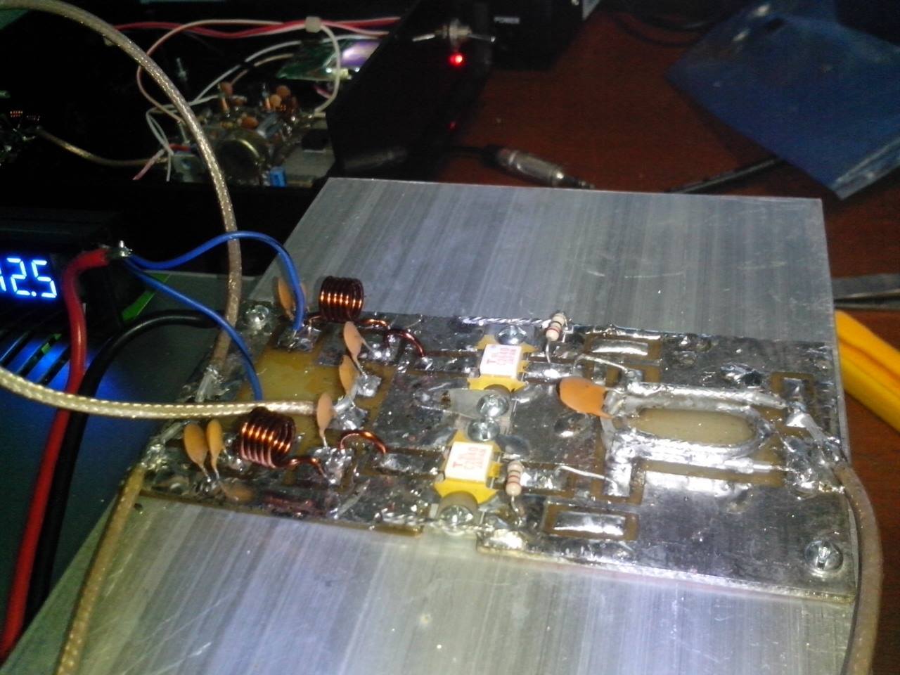 du1vss home brews: FM Broadcast 55W Push-Pull RF Amplifier