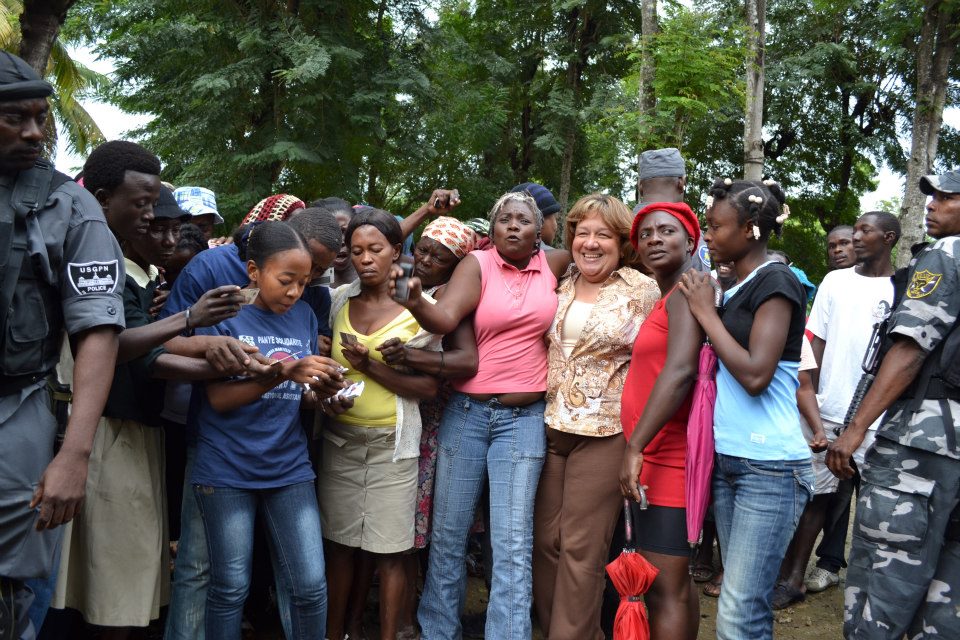 Le Ré.Cit. d’#Haiti - Réseau Citadelle: La Première Dame en visite dans ...