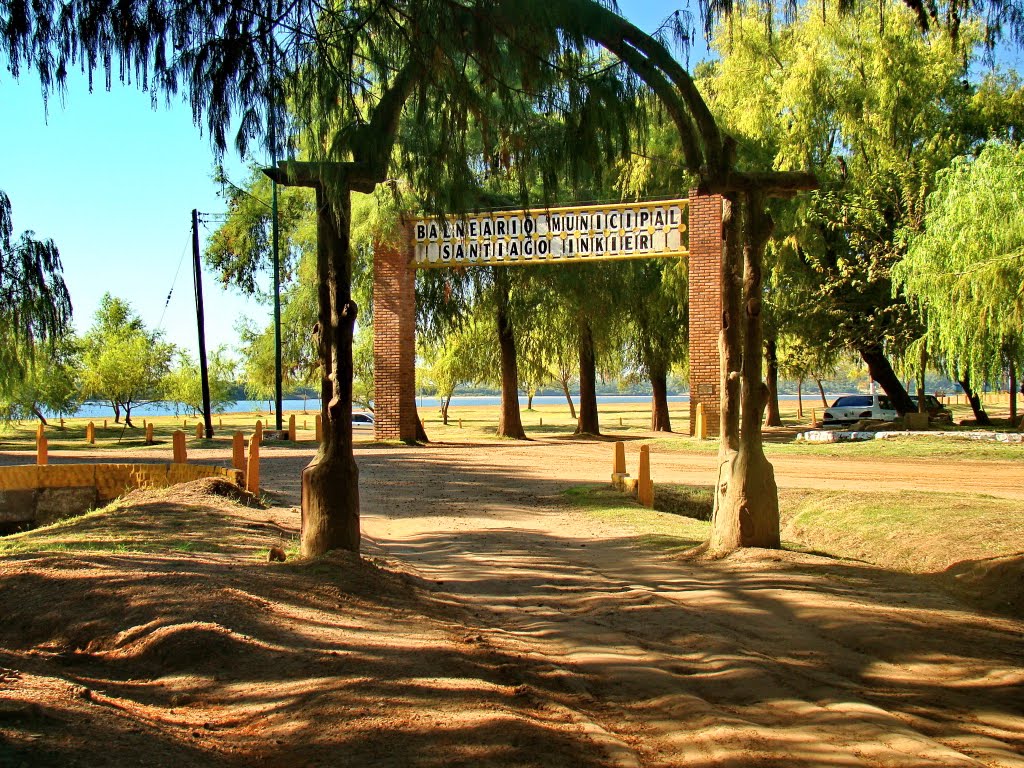 COLÓN, ENTRE RÍOS DEPARTAMENTOS TURISTICOS EL JACARANDÁ: Playas