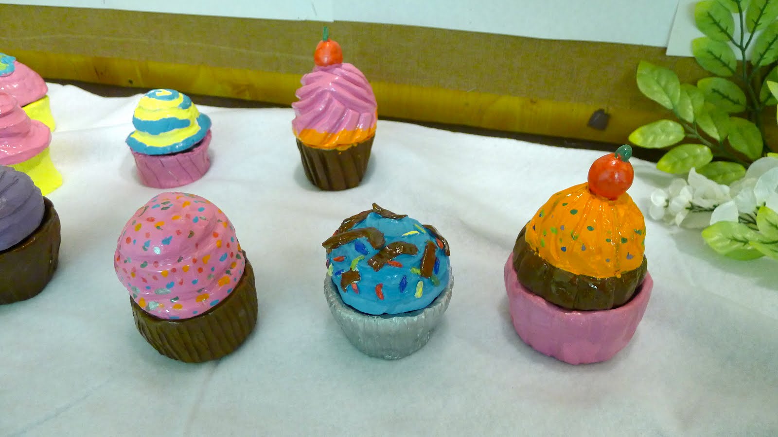 Mrs. Johnson's Art 1, 2, and 3: In Progress Pinch Pot Cupcakes