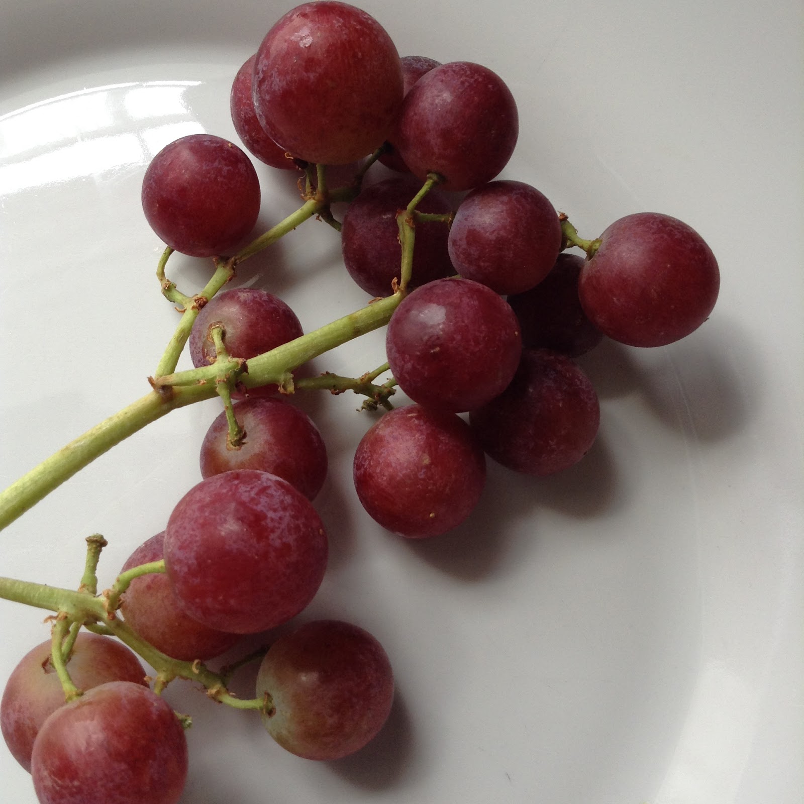 M S Tutti Frutti Seedless Grapes Review m-s-tutti-frutti-seedless-grapes-review
