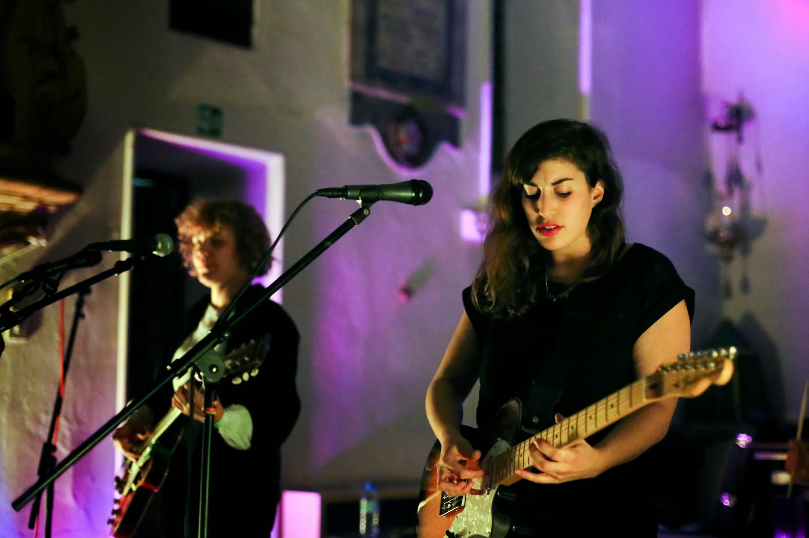 Eleonora C. Collini: IN CONVERSATION with PEGGY SUE