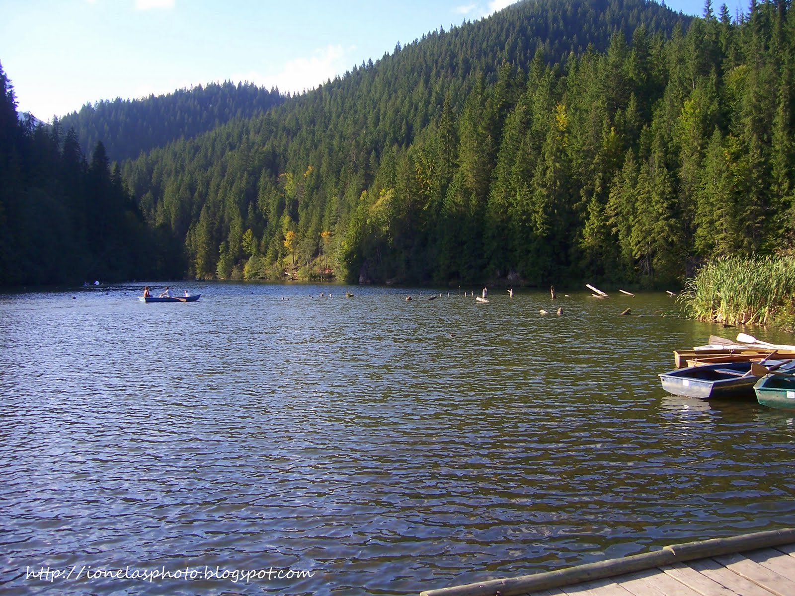 Fotografii pur si simplu: Lacul Rosu