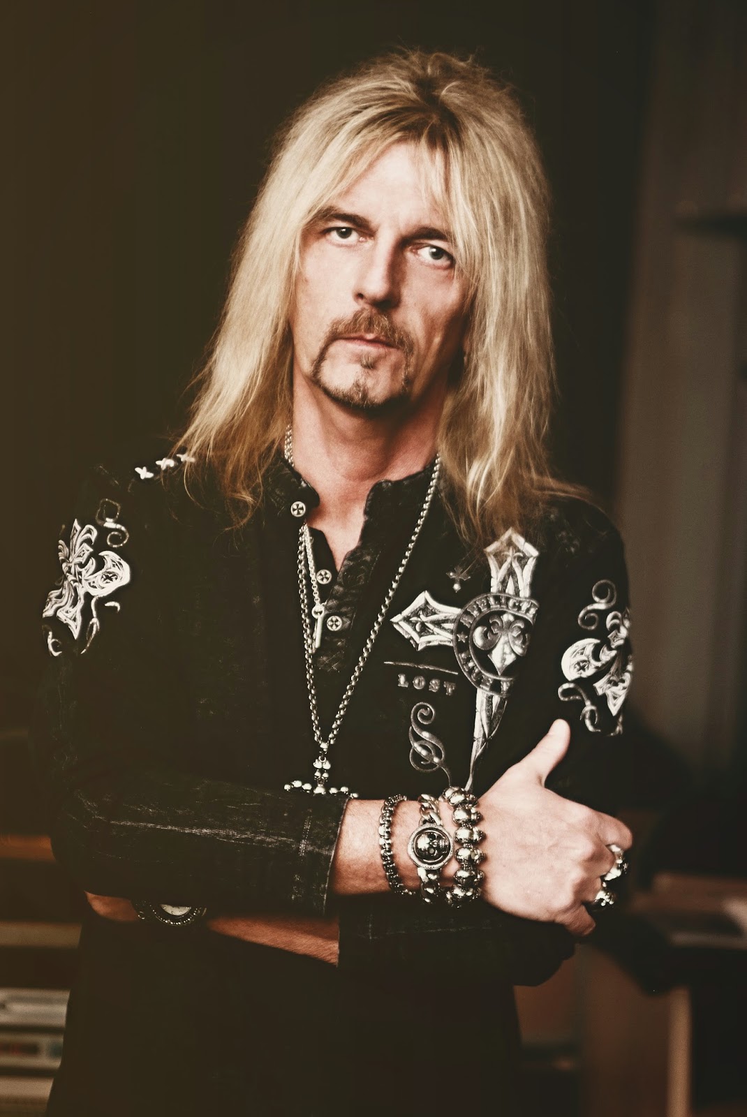 Rock & Metal 4 You: CD-Review: Axel Rudi Pell - "Into The Storm"