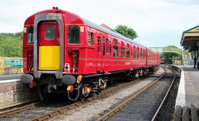 GEOFF TYLER - RAILWAY MODELLER: 4TC SWANAGE SUNDAY SPECIAL RAIL TOURS ...