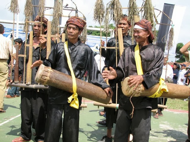 Alat Musik Banten | Hisyam's Blog