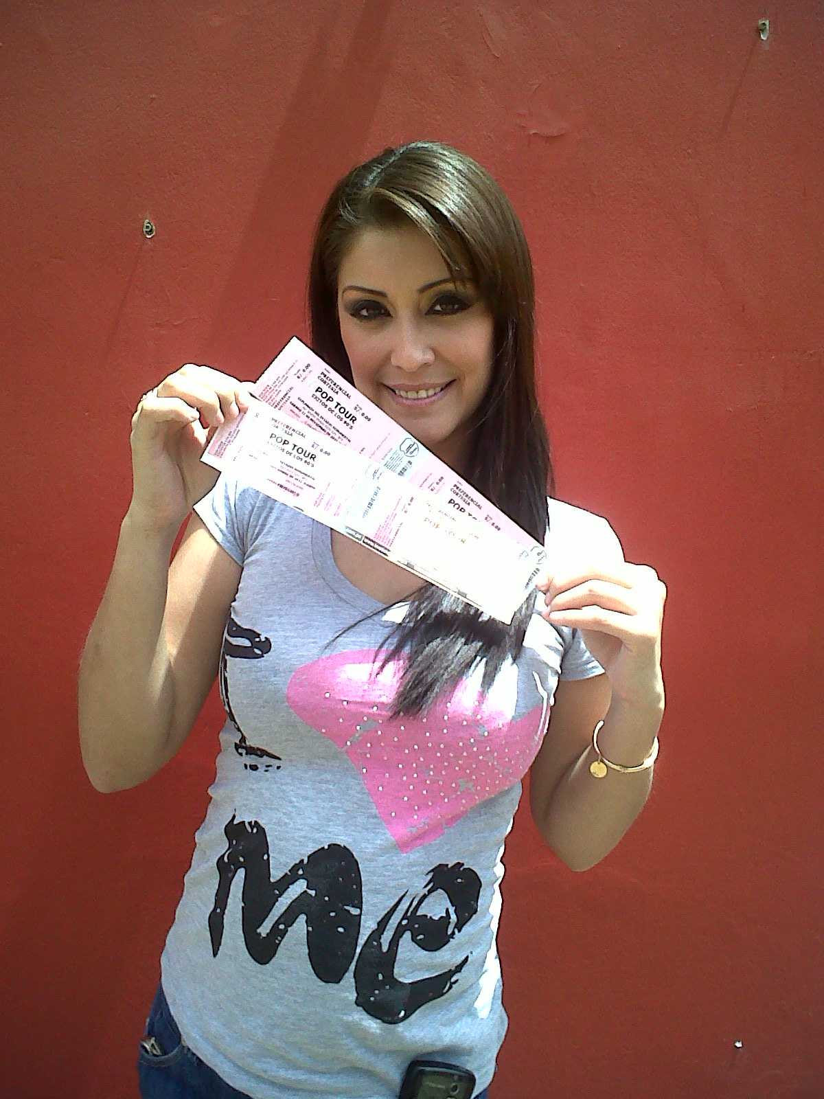 Dfhd Karla Tarazona Esta Lista Para Disfrutar Del Pop Tour Éxito De Los 90