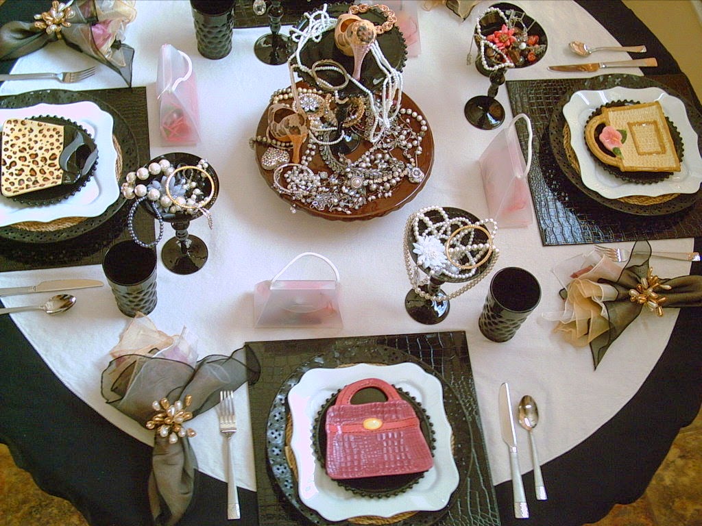 Candlelight Supper: Girl's Night Out...Or In? Tablescape