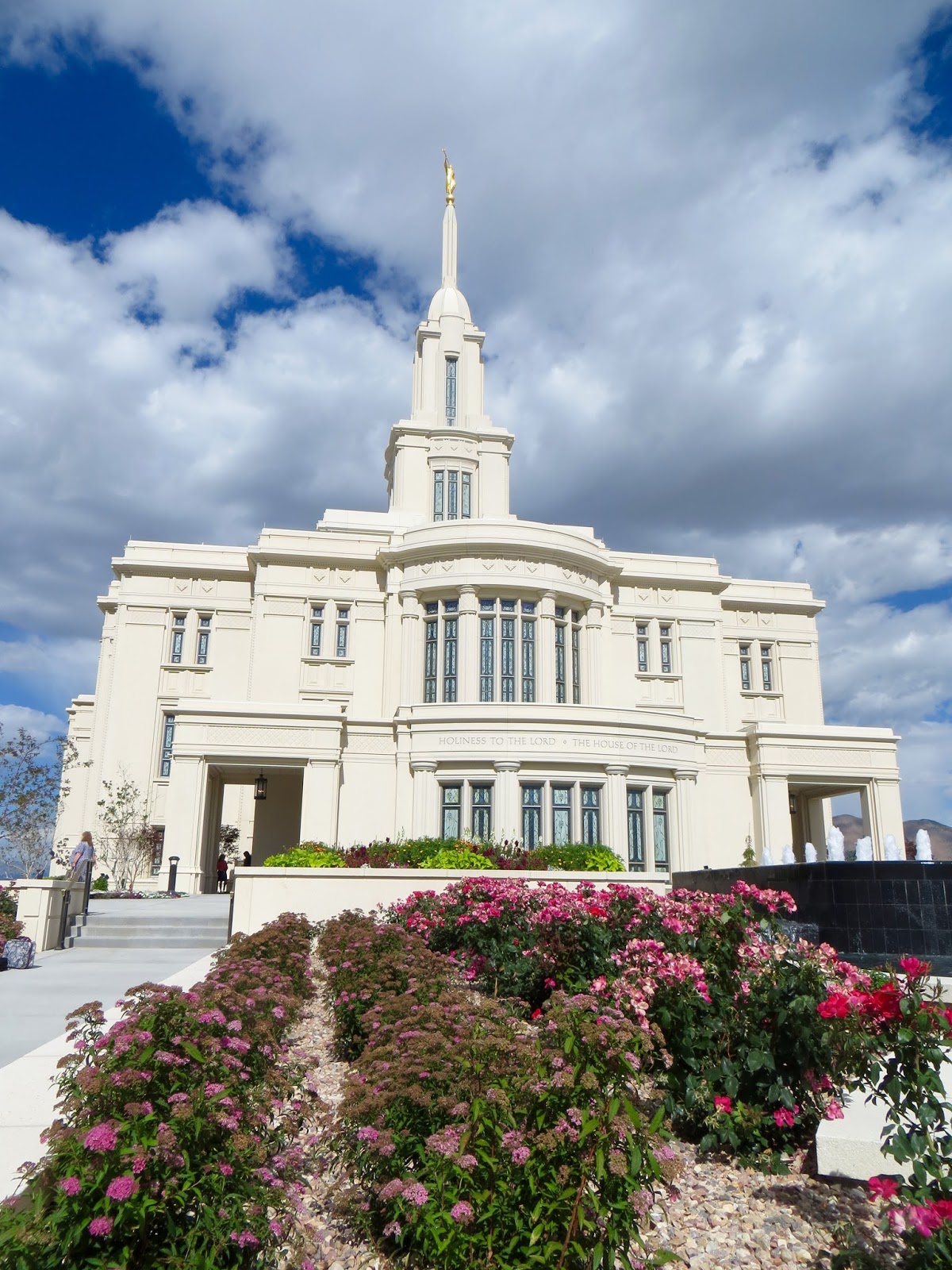 Welcome to the Krazy Kingdom: The Payson, UT Temple
