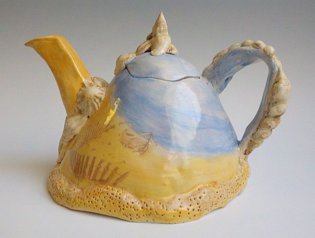 Too many hobbies!: New Beach Teapot