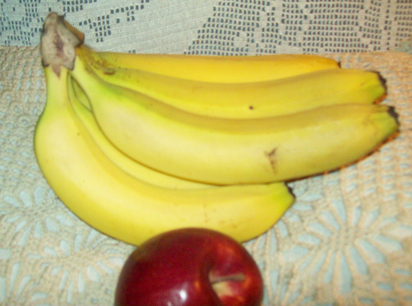 Life in a Deer Yard: BIG BANANA SPLIT (RASPBERRY SUNDAE SAUCE)