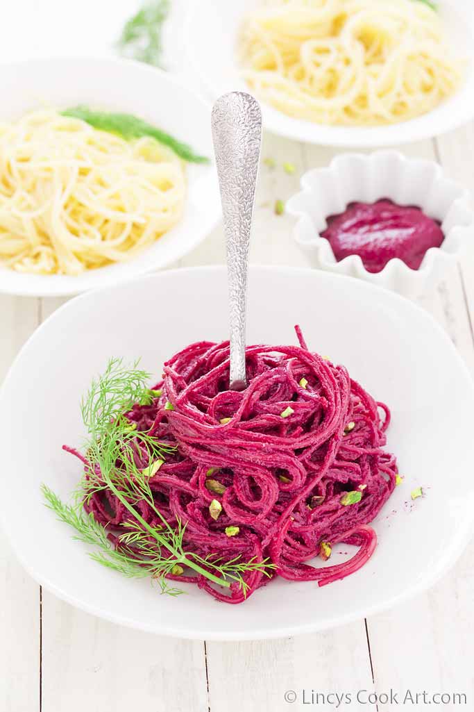 Beetroot Pesto Pasta| Spaghetti in beetroot Sauce ~ Lincy's Cook Art
