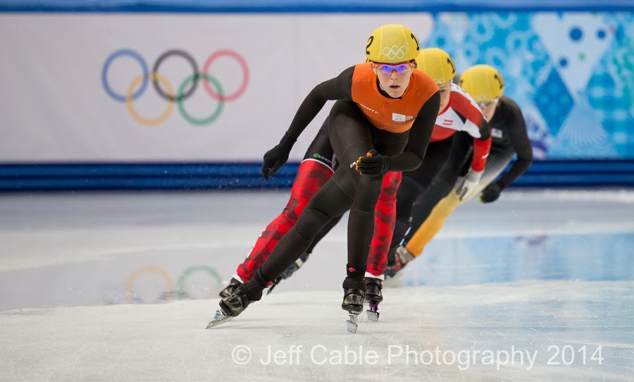 Jeff Cable's Blog: Short Track Skating - Shooting from the ice level ...