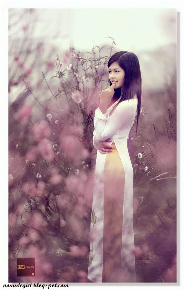 Nonu De Girls: Beautiful Girl Ao Dai Part I