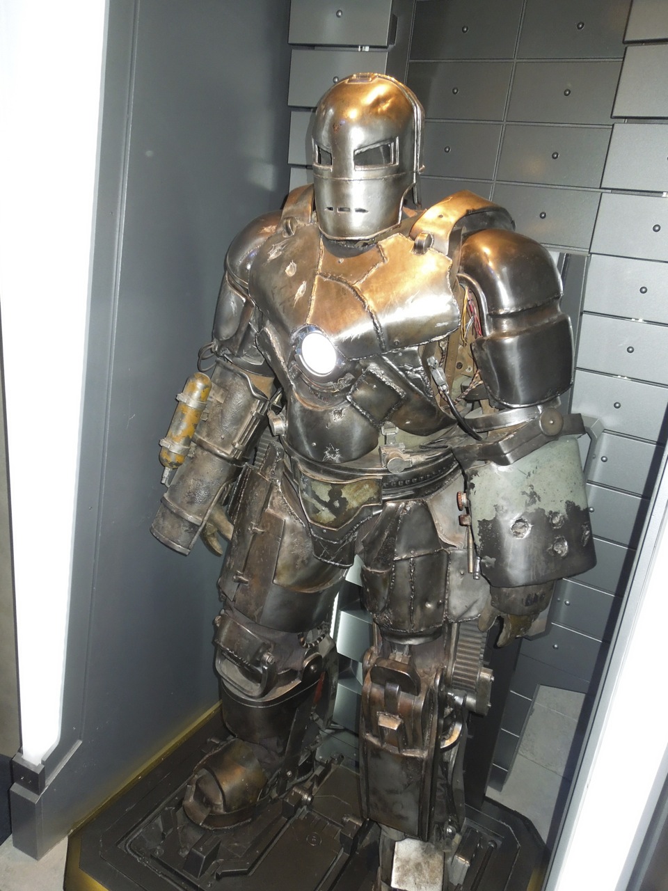 Hollywood Movie Costumes and Props: Iron Man 3 Mark I suit on display ...
