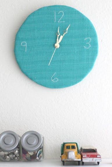 LilacsNDreams: DIY Handmade Repurposed Recycled Wall Clocks