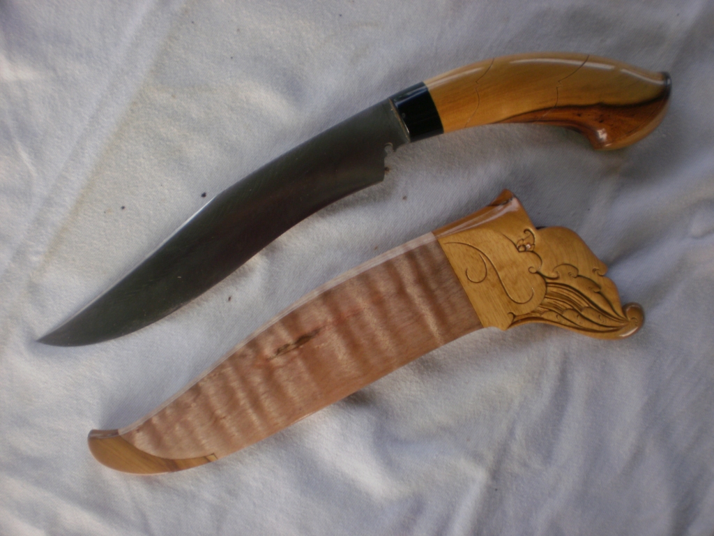 Cempaka Sempurna Kraf & Design: Pisau Lapah...