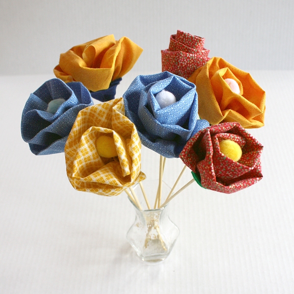 Skruben: How To: Easy Fabric Flowers
