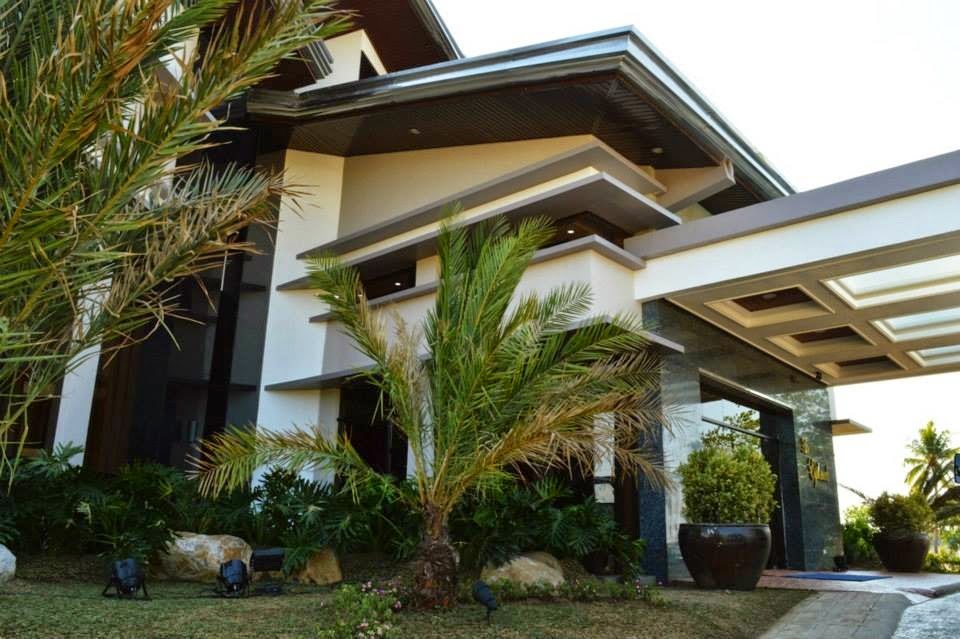 Central Atrium Residences: The Esplanade Of Central Atrium Residences