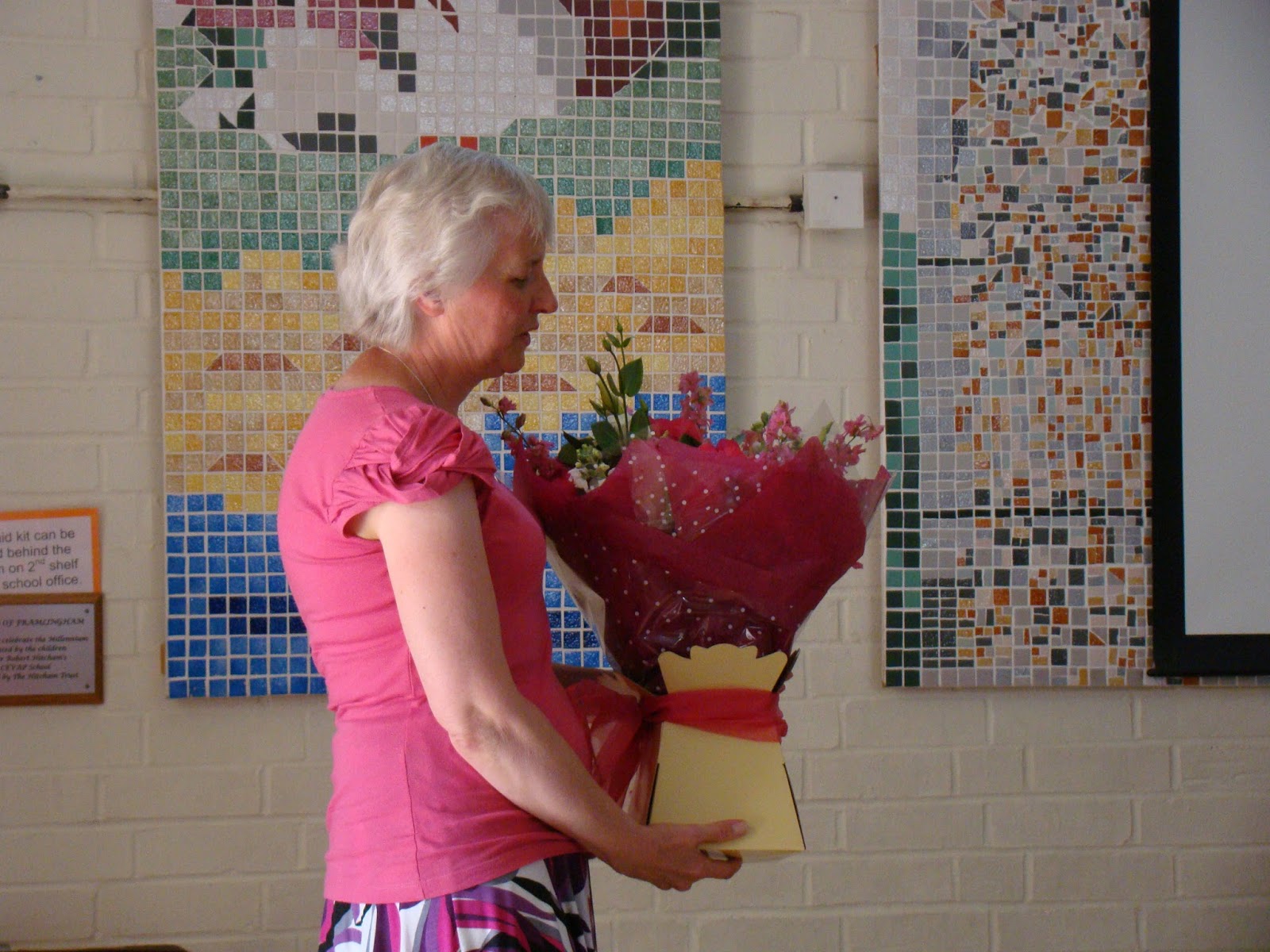 Hitcham's Blog: Mrs Armstrong leaves SRH after 27 years