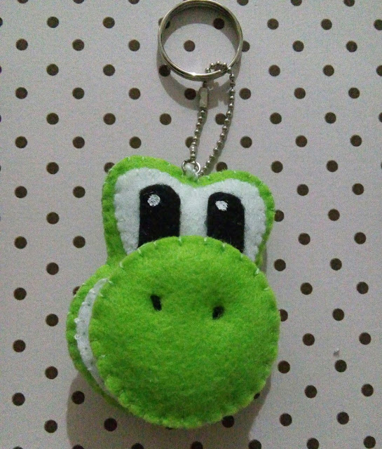 Chaveiro do Yoshi do Super Mario em feltro com Molde - Arte que Faz ...