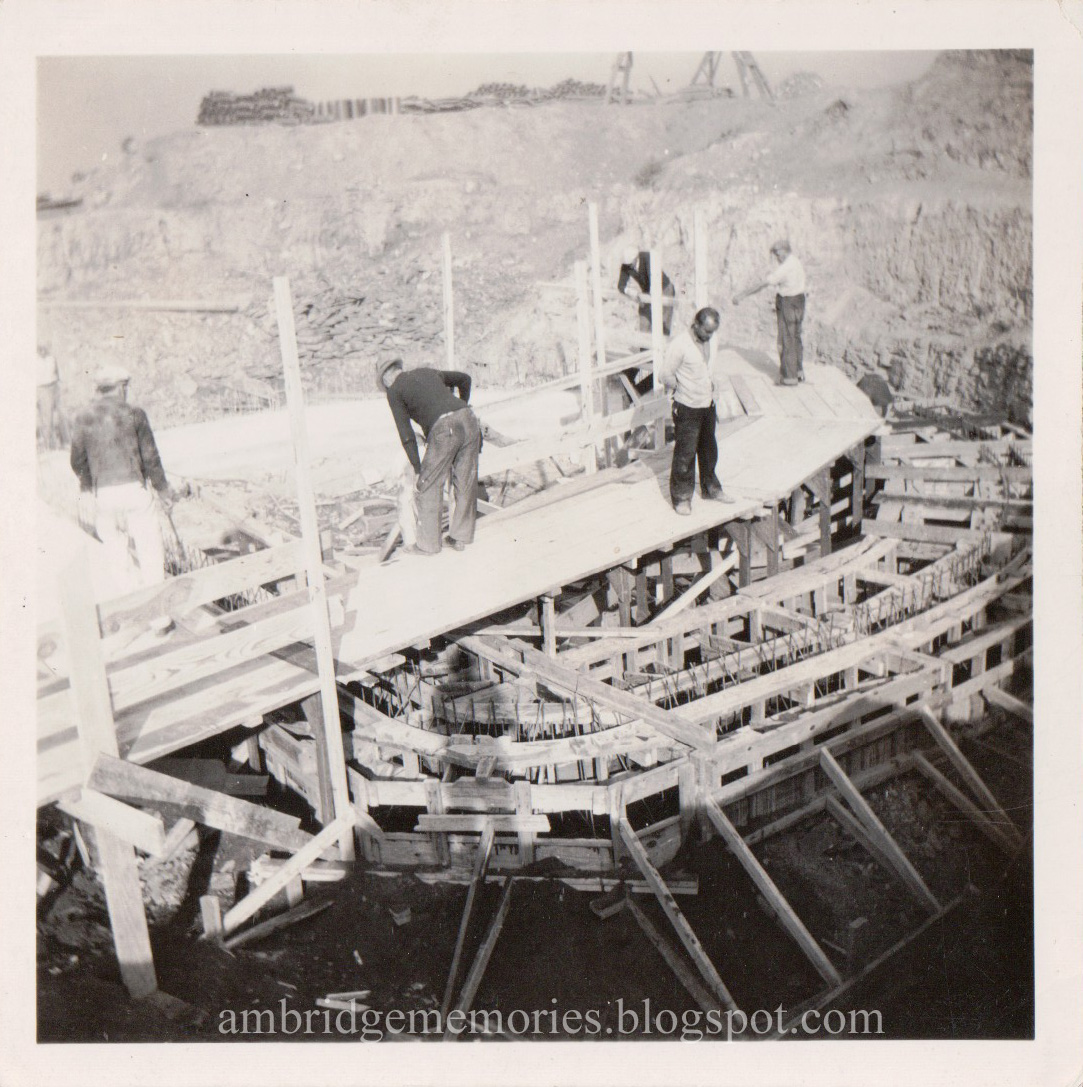 Ambridge Memories: Ambridge Borough Swimming Pool construction, 1939 ...