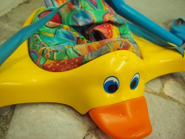 JuaiMurah: ELC Bouncy Duck Doorway Bouncer