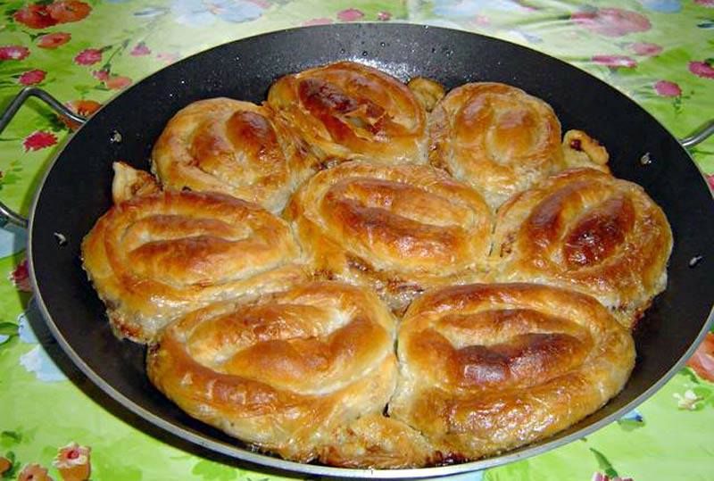 BUREK....RECEPT JEDNE BOSANKE...NAUČITE KAKO NAPRAVITI DOMAĆI BUREK NA ...