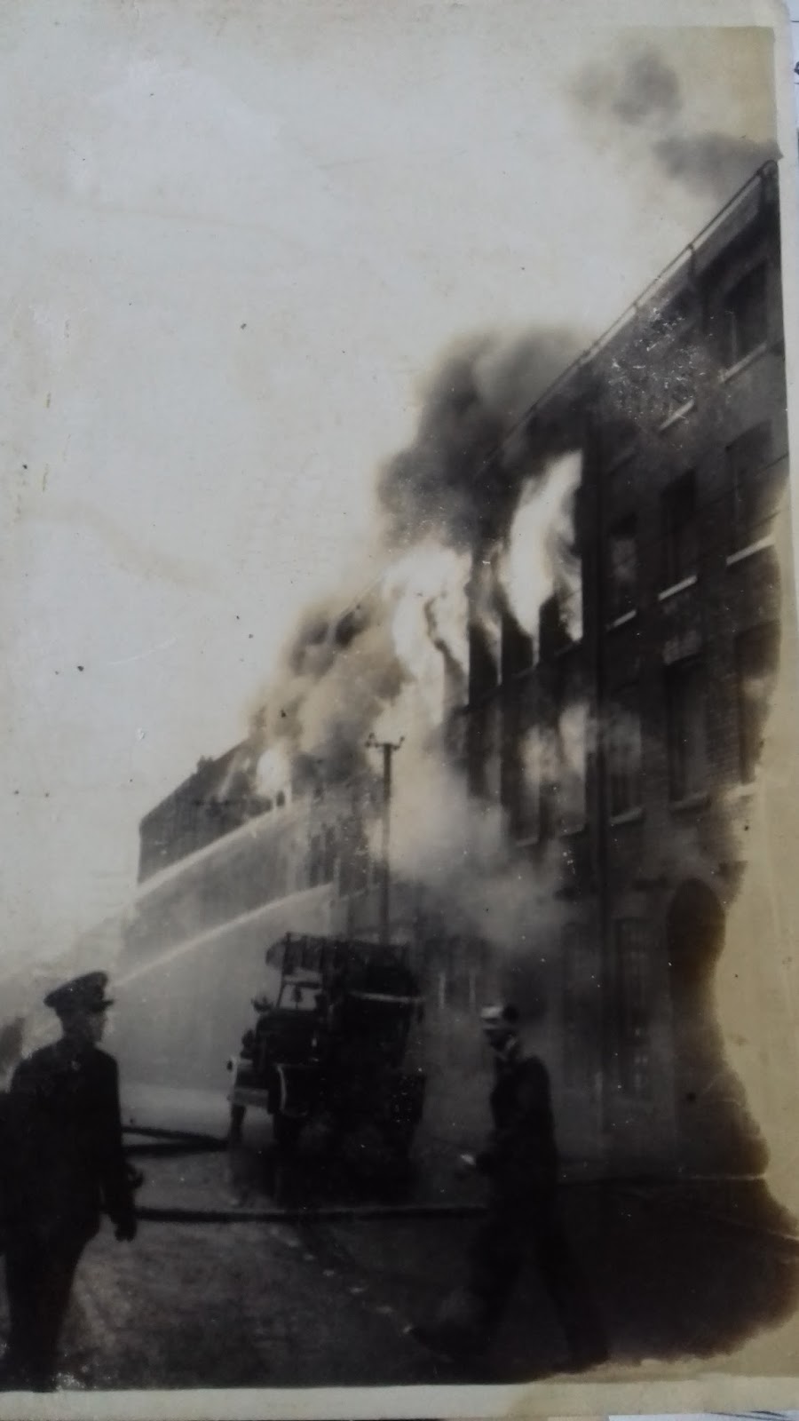 Fileygardener: Filey remembers the Hull Blitz . #Hull2017