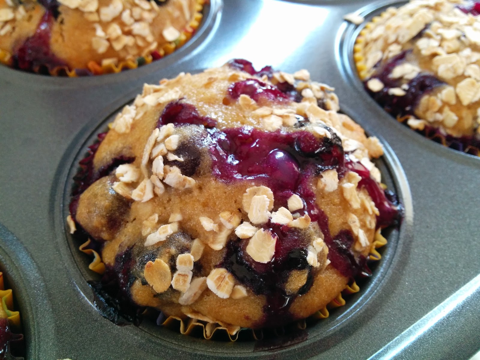 WholeFoodVegan: Multigrain Blueberry Muffins