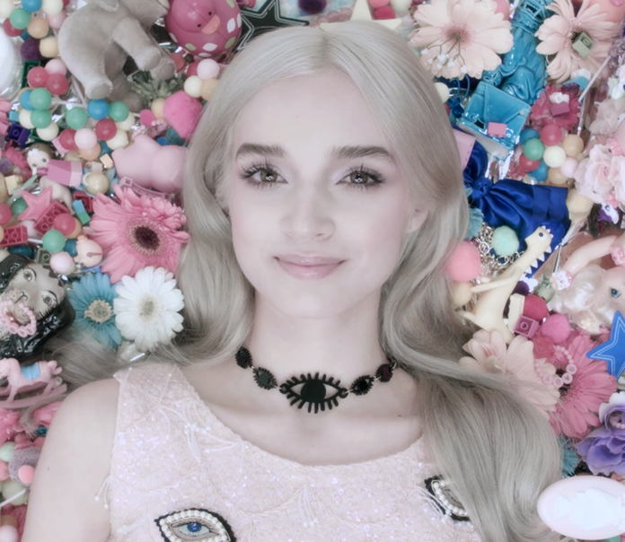 That Poppy: La Estrella de YouTube Bajo Control Mental Illuminati ...